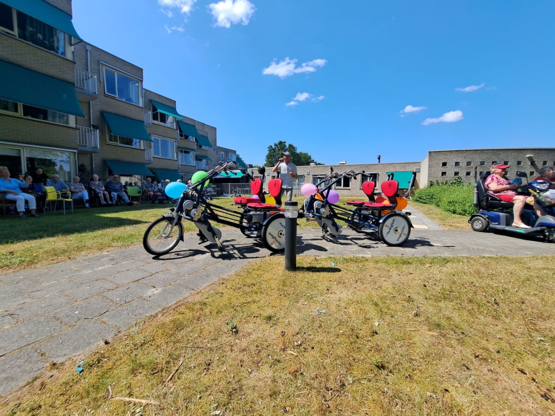 Eerste rit Quattro-fiets bij Interzorg De Hullen › Interzorg